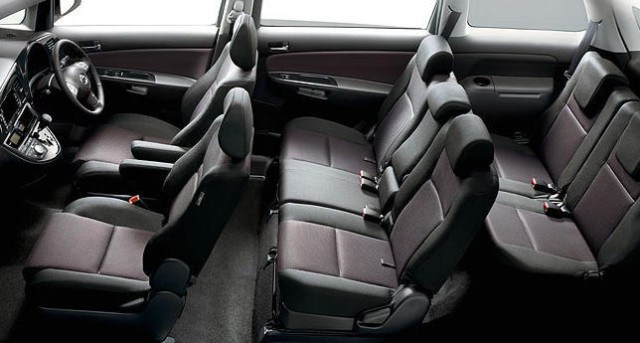 2016 Toyota Wish: photos and review