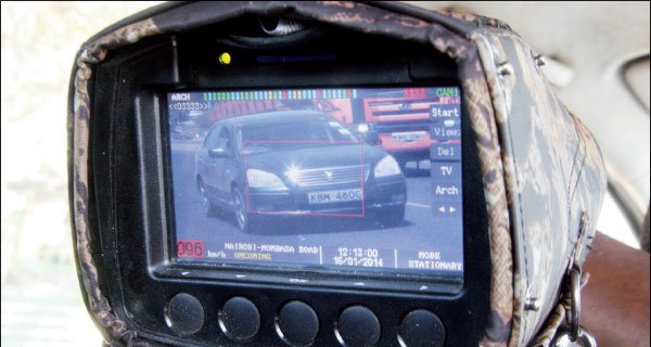 How traffic officers use speed guns to extort motorists