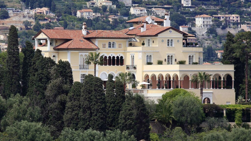 An Inside Look at World’s Most Expensive Home Having a Price Tag of $1. ...